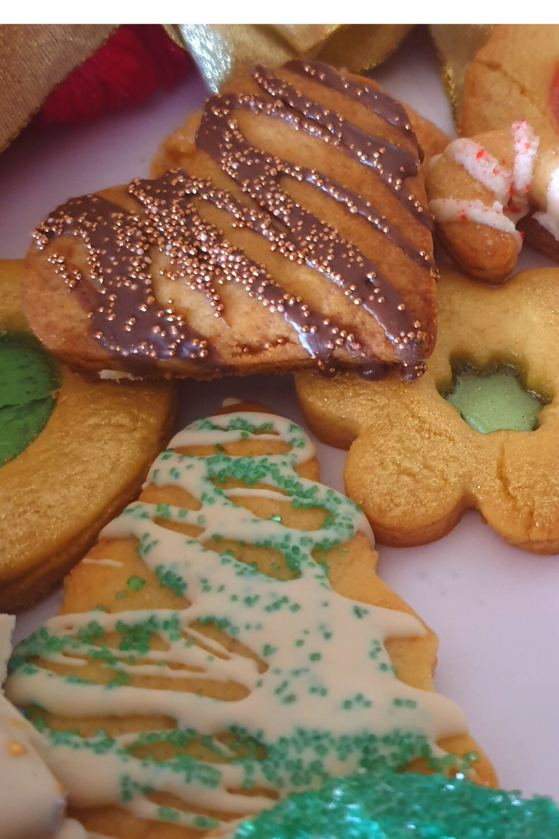 Best-Ever Holiday Cookies - Living Delish