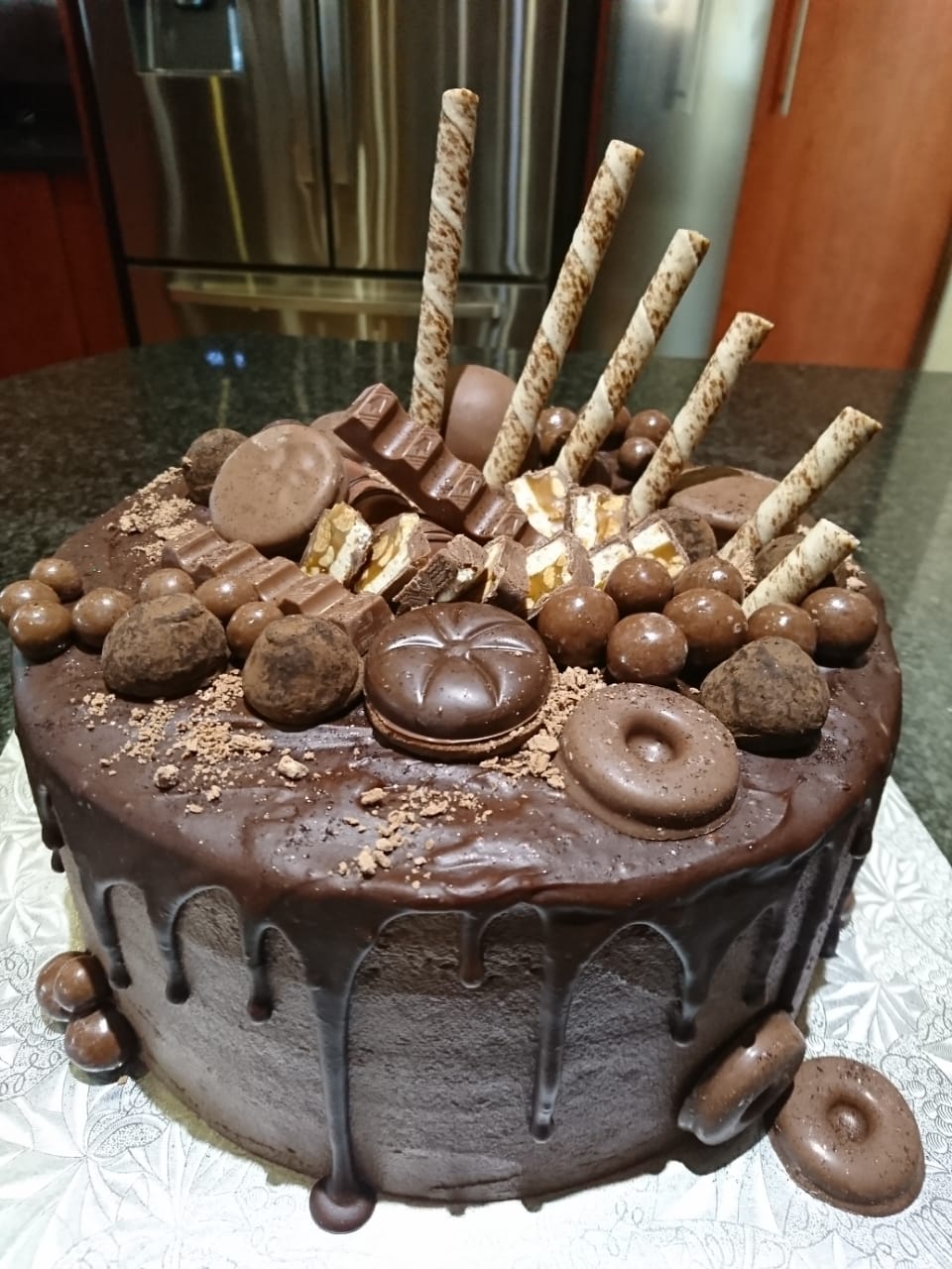 Creating the perfect drip cake - Living Delish